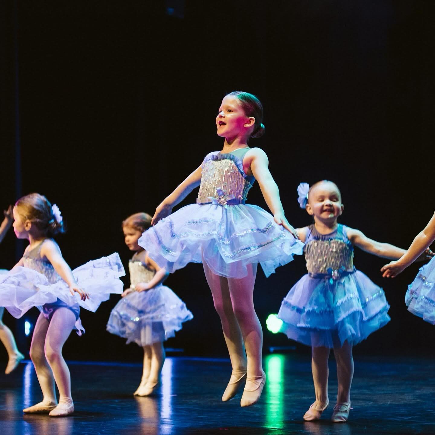 Home | Campbell River Dance School | CR DanceXtreme